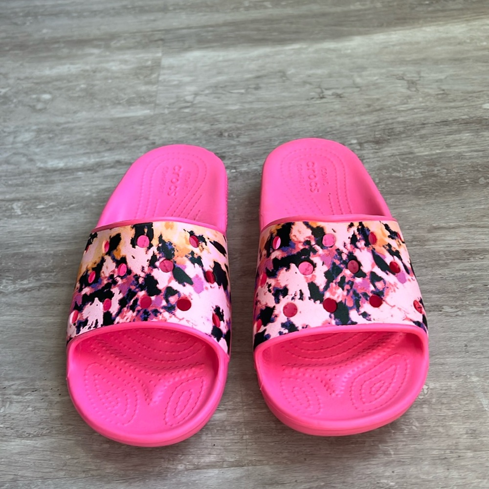 Crocs Iconic Comfort Pink Slides 6 - Gem